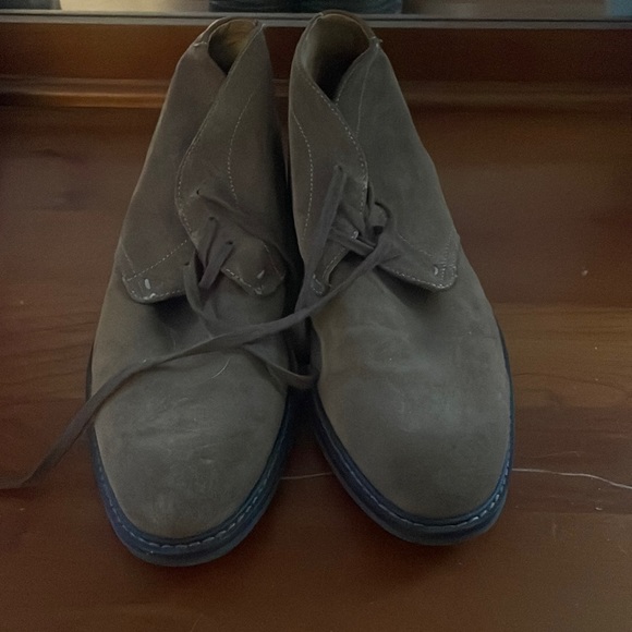 Vionic | Shoes | Mens Vionic Suede Chukka Boots 2m | Poshmark